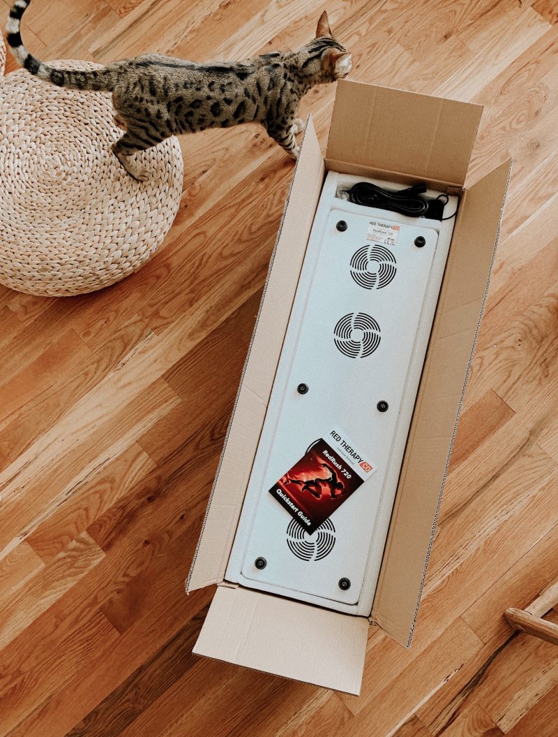 Red Light Therapy: What It Is And The Healing Benefits - Hilary Pearlson